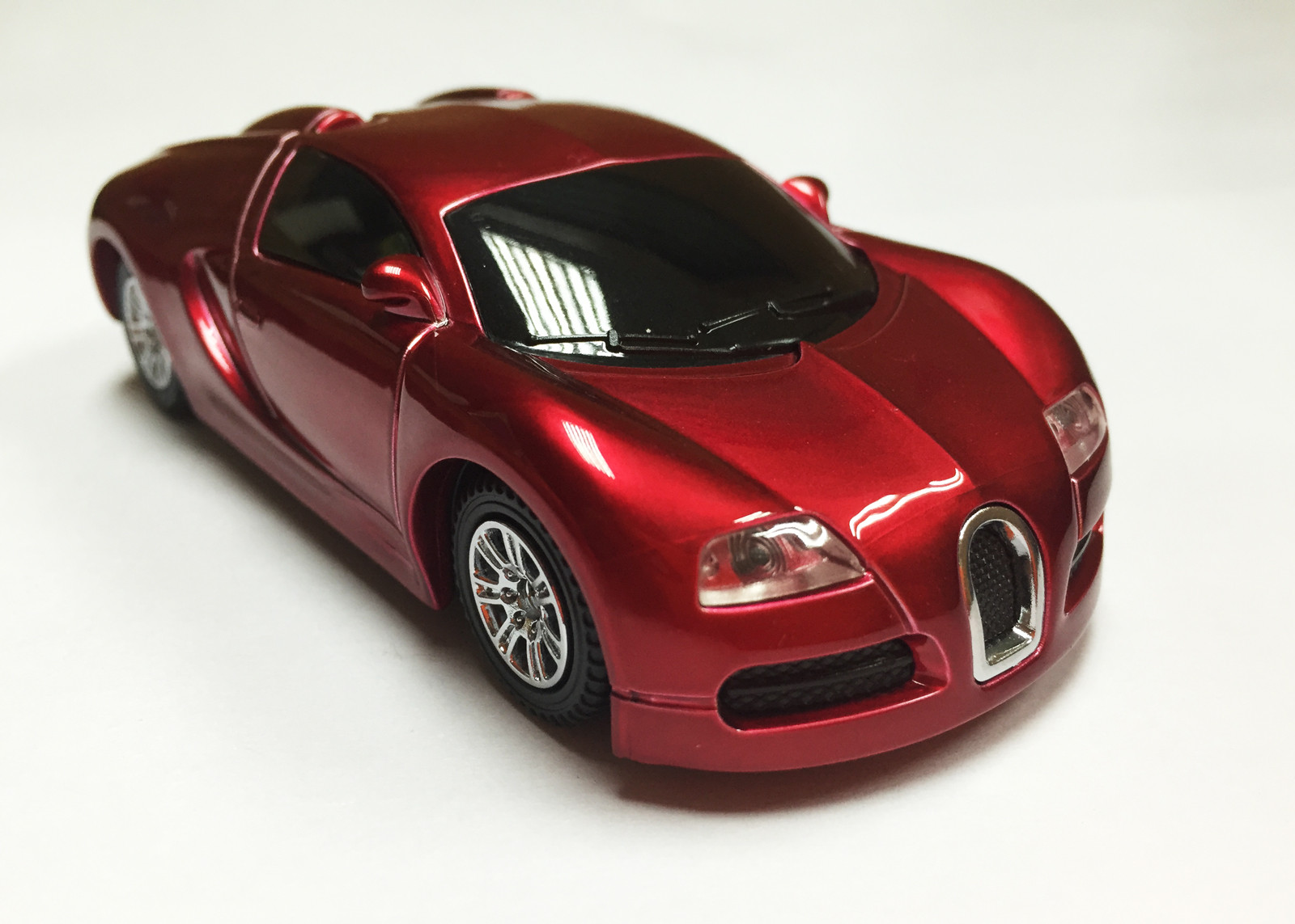 LED Torch 6000mAh Portable Power Banks , Bugatti Car Shaped Portable ...